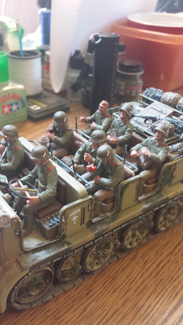 German 8-Ton SdKfz 7Semi-Track Vehicle -- Plastic Model Military ...