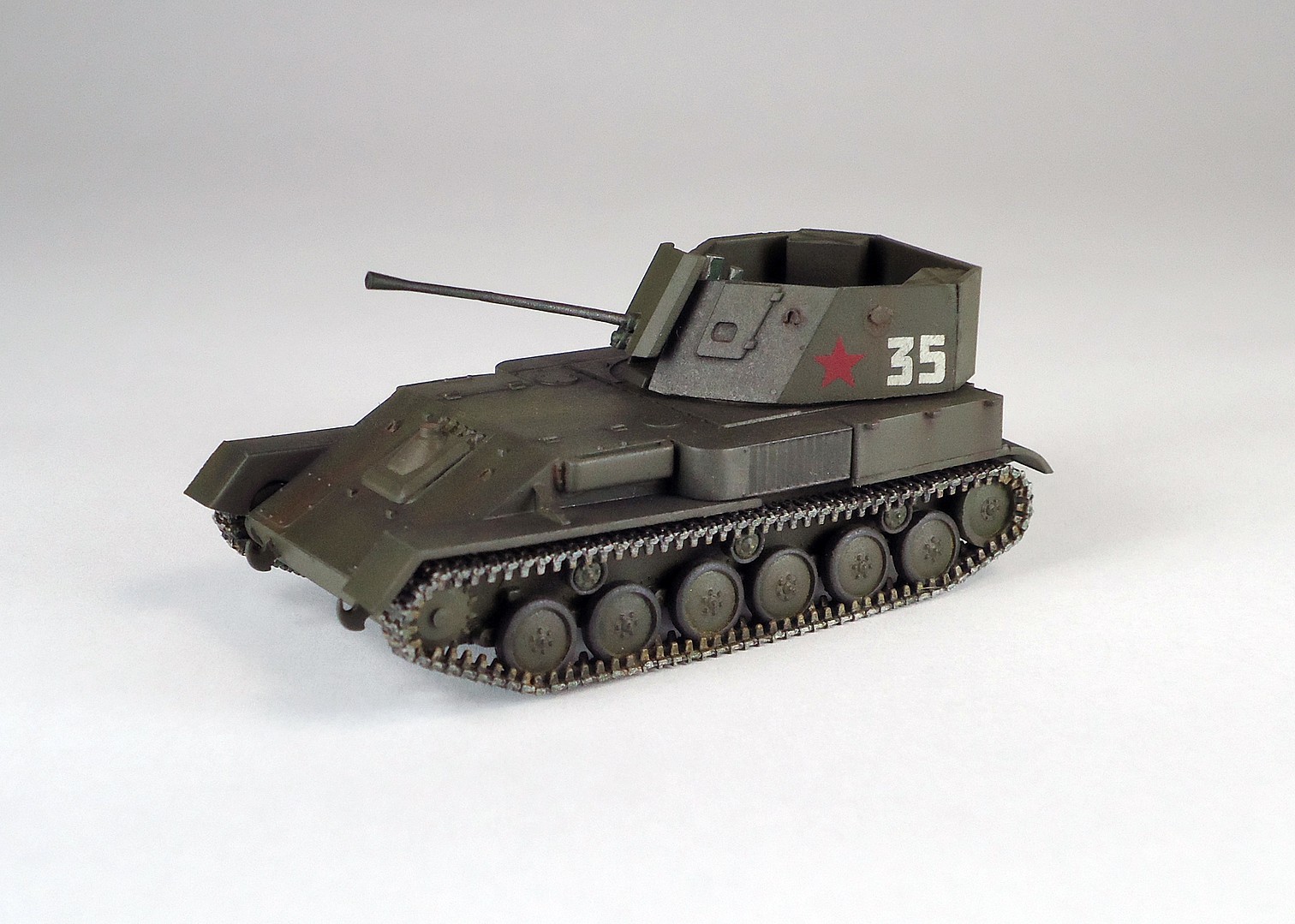 ZSU37 Russian Tank w/Self-Propelled Gun Mod. 1943 -- Plastic Model Tank ...