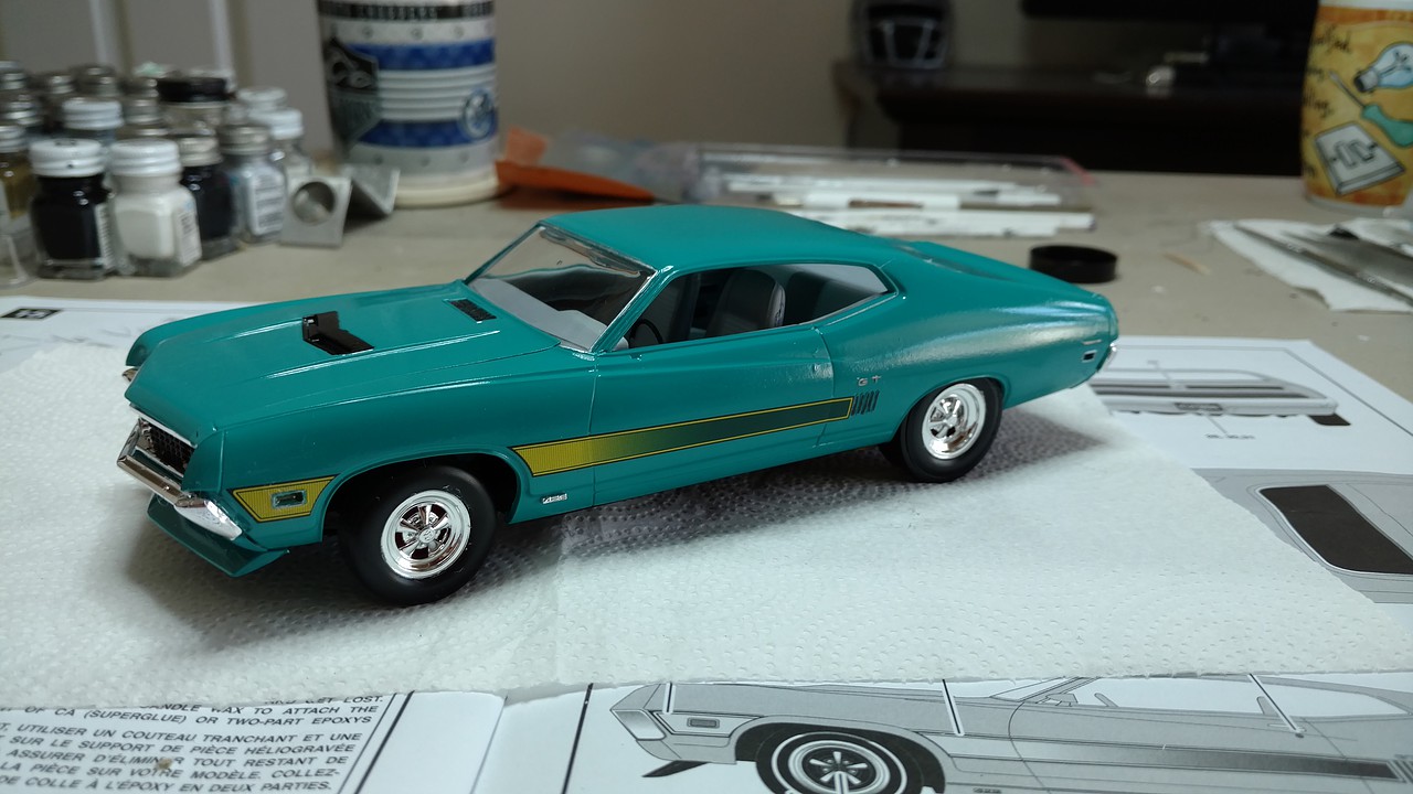 1970 Ford Torino GT 2'n1 -- Plastic Model Car Kit -- 1/25 Scale ...