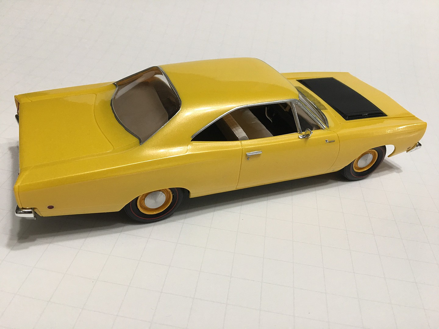 1968 Plymouth Roadrunner (Yellow) -- Plastic Model Car Truck Vehicle ...