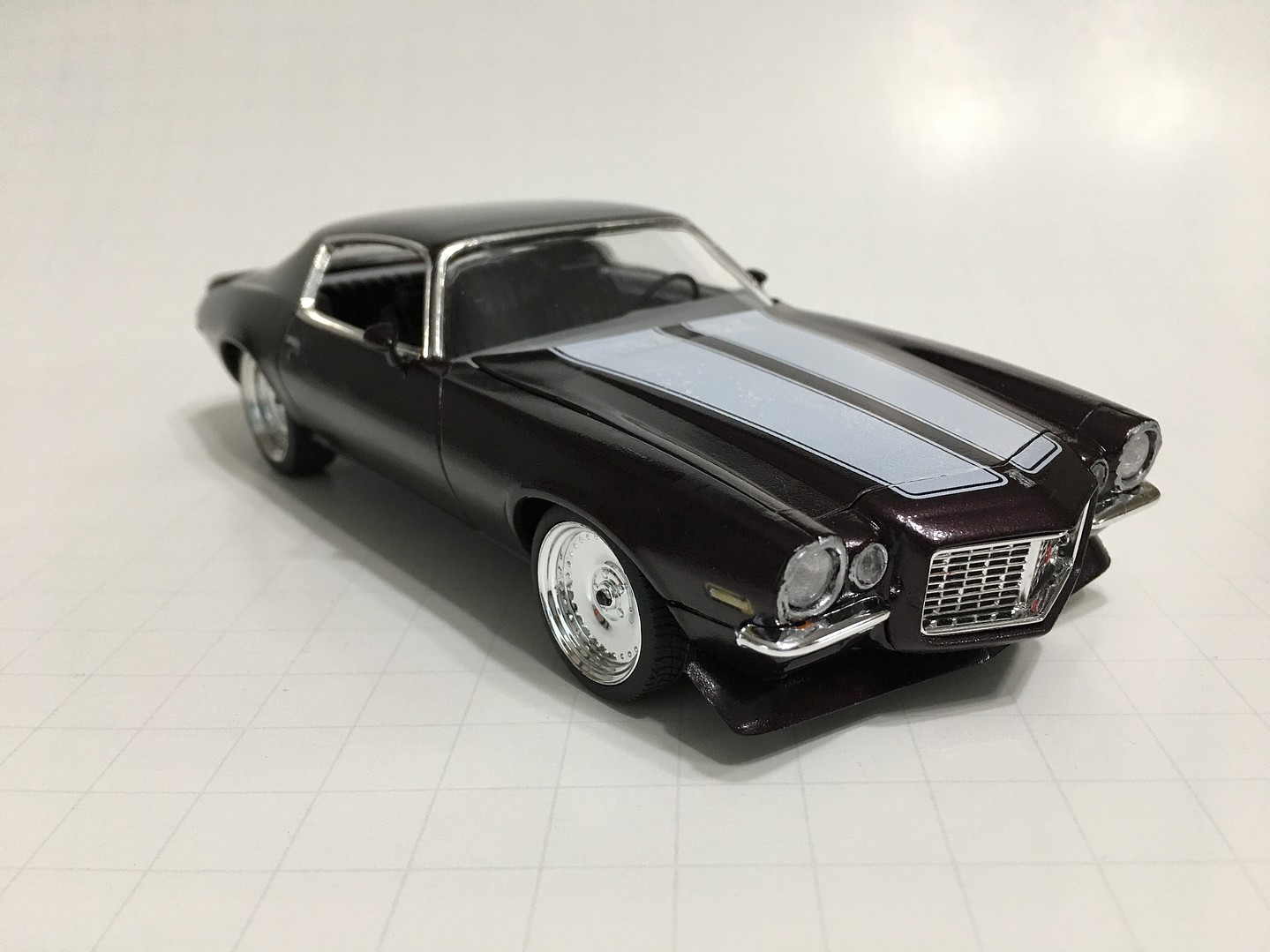 Chevy Camaro Z28 1970 1/2 -- Plastic Model Car Kit -- 1/25 Scale ...