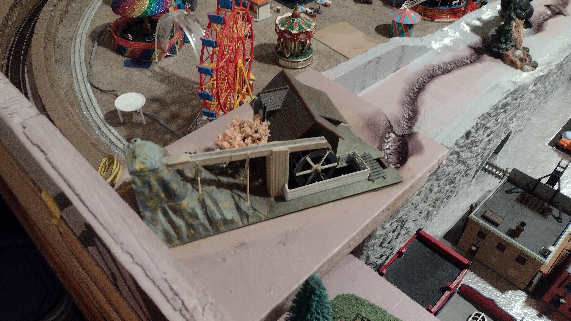 Watermill with Pump -- HO Scale Model Railroad Building -- #130225 ...