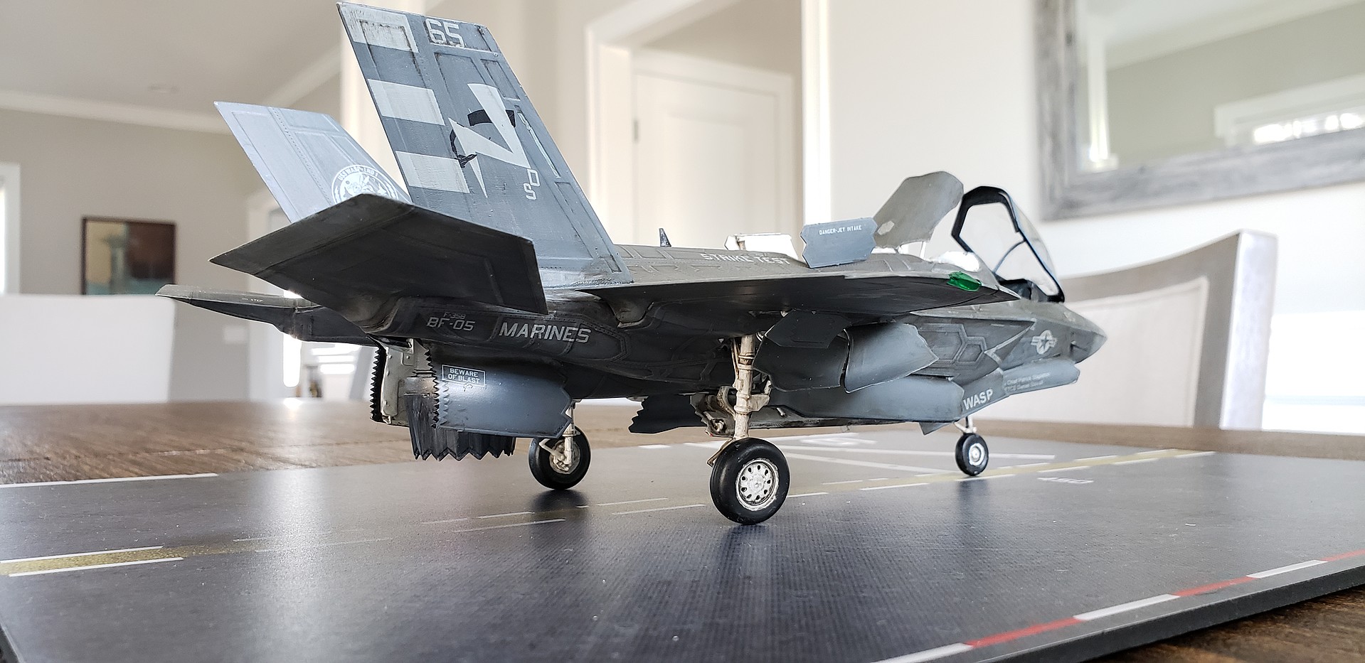 F35B Lightning II Fighter -- Plastic Model Airplane Kit -- 1/48 Scale ...