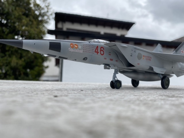 MiG-25 RBT -- Plastic Model Airplane Kit -- 1/72 Scale -- #03878 ...