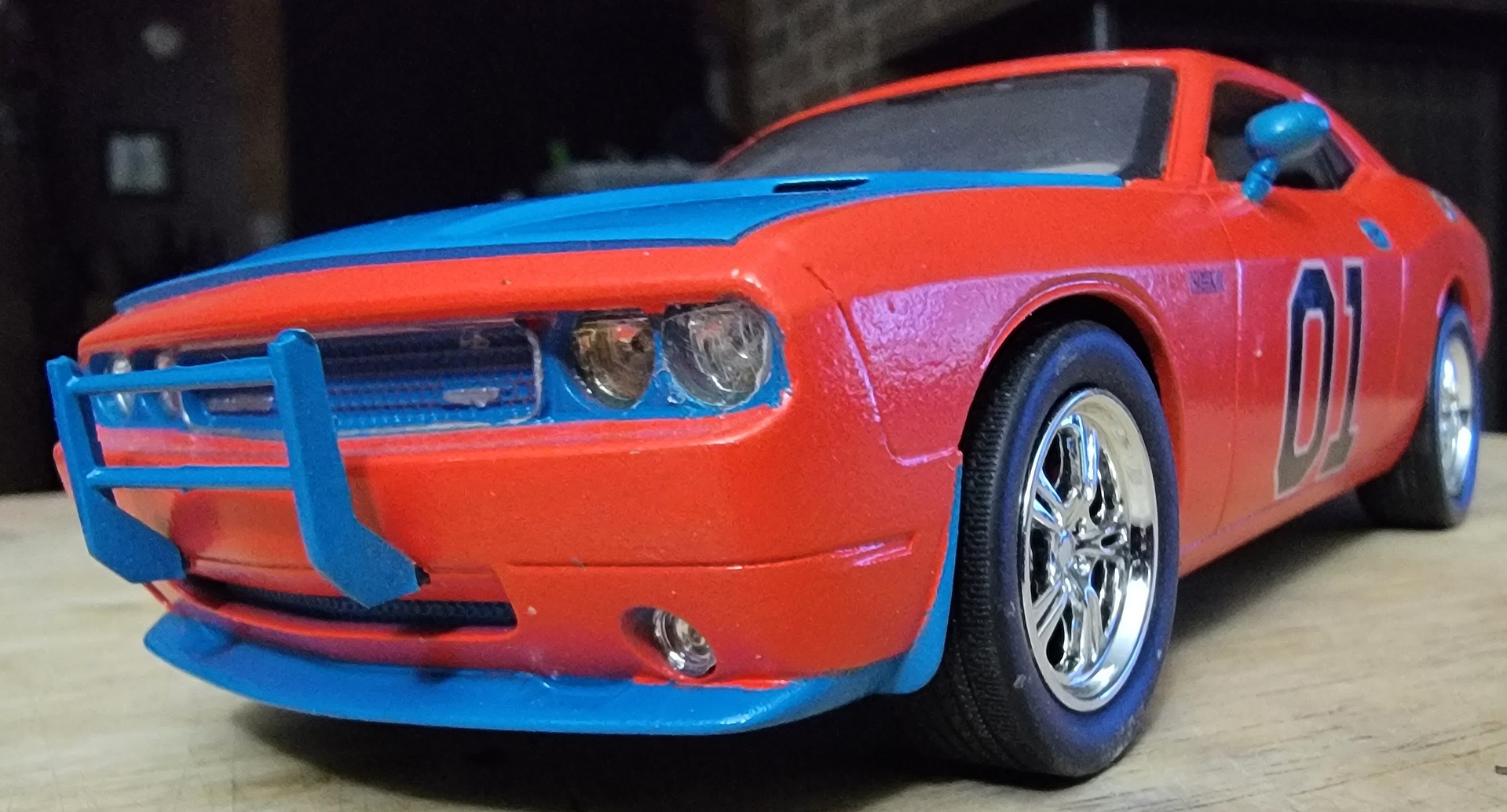 2009 Dodge Challenger -- Plastic Model Car Kit -- 1/25 Scale -- #854220 ...