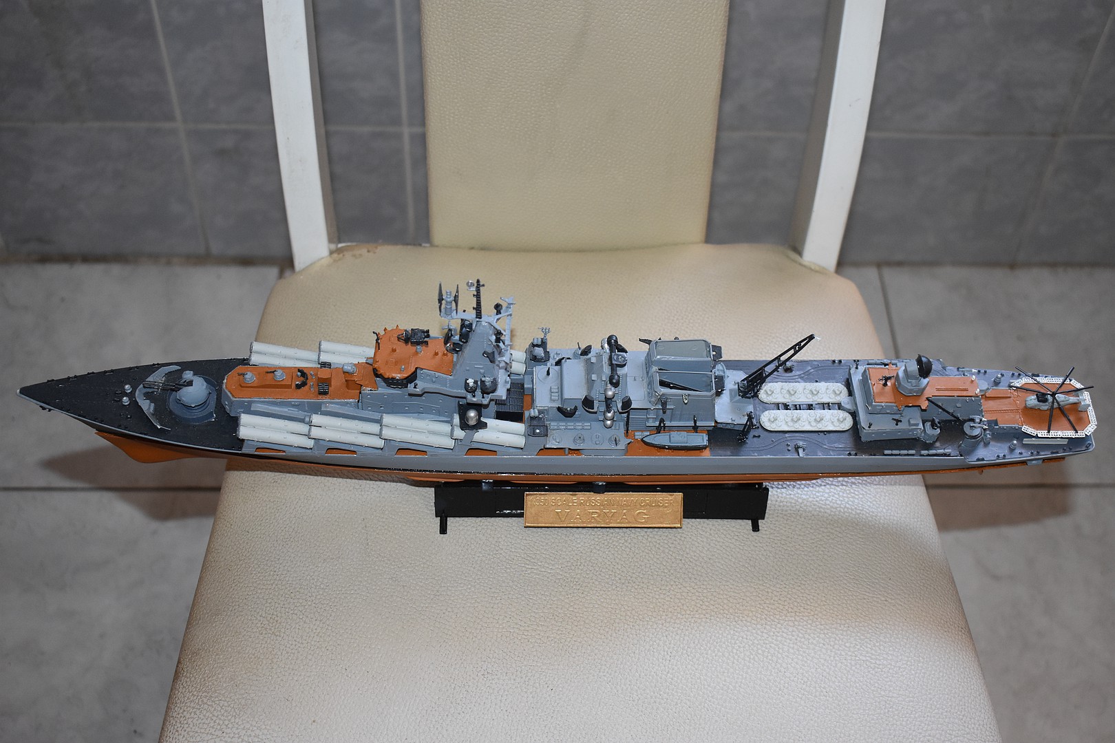Russian Varyag Slava Class Cruiser -- Plastic Model Military Ship -- 1/ ...