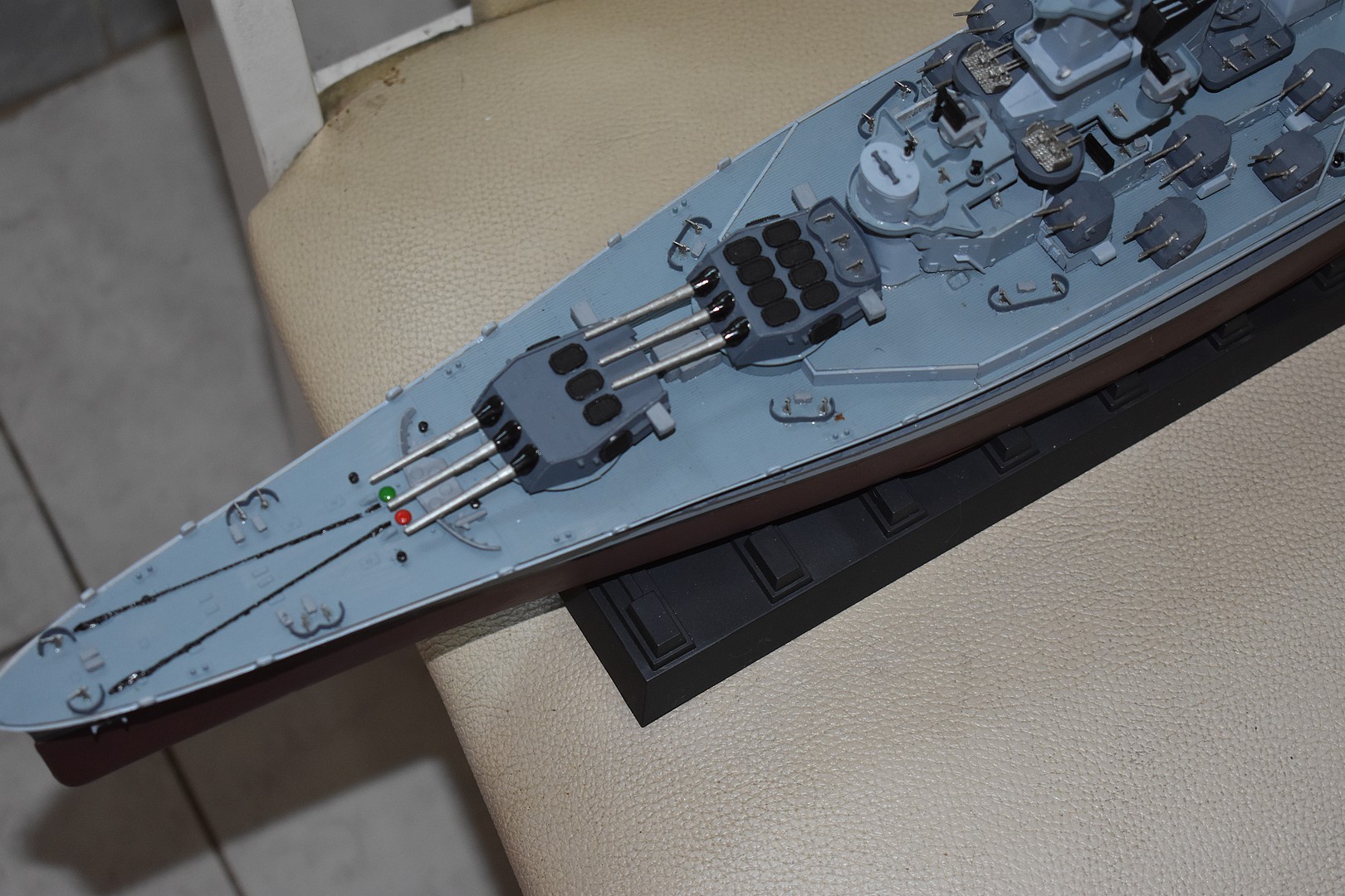 USS Alabama BB-60 Battleship -- Plastic Model Military Ship Kit -- 1/ ...