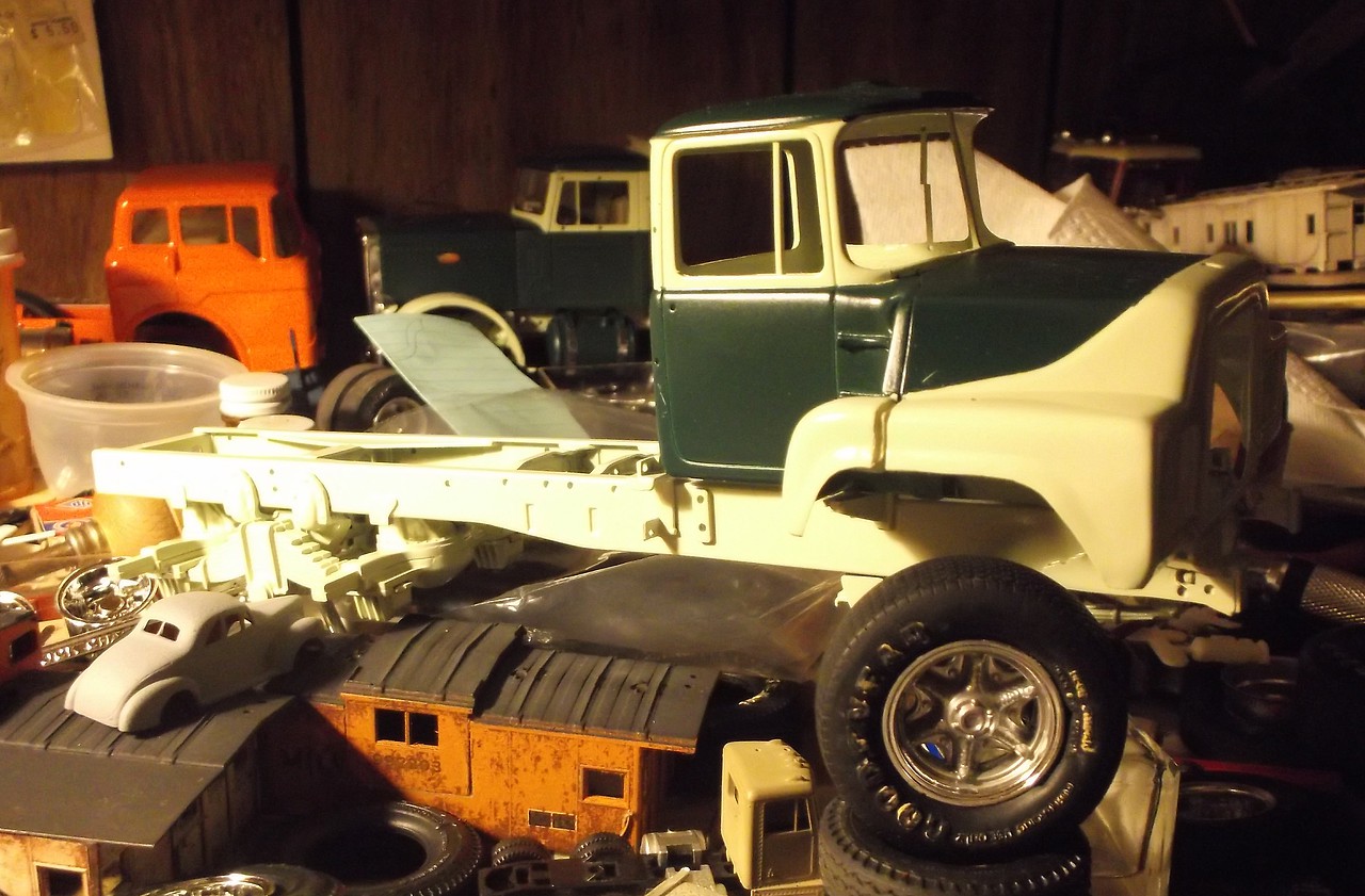 Mack DM600 Tractor Pictures