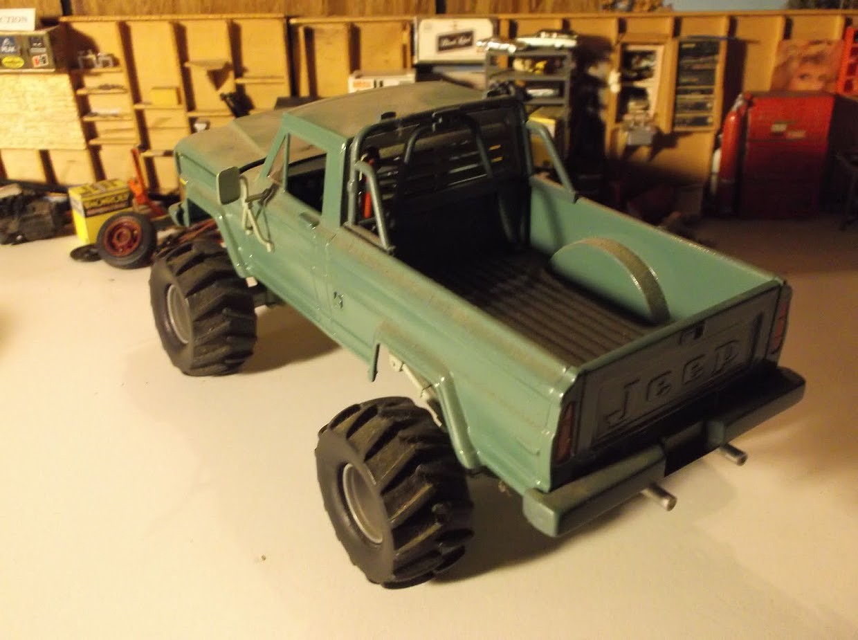 1980 Jeep Honcho Ice Patrol -- Plastic Model Truck Kit -- 1/25 Scale ...