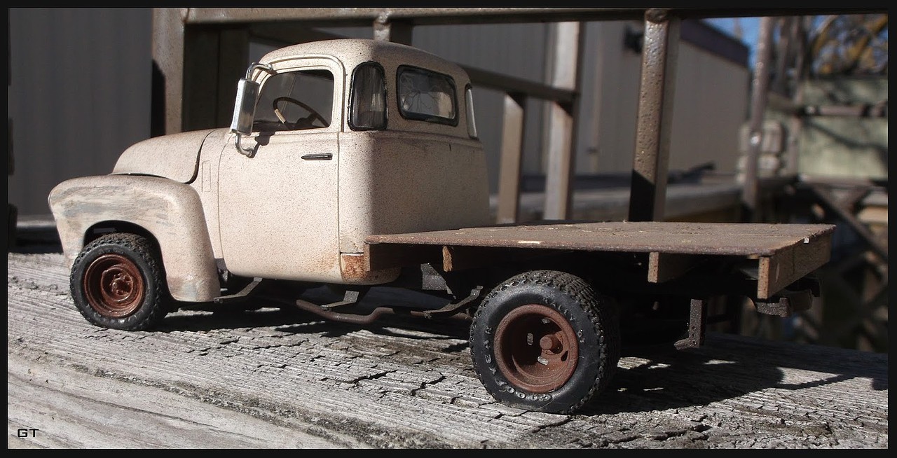 1950 Chevy Pick-Up -- Plastic Model Truck Kit -- 1/25 Scale -- #1076-12 ...