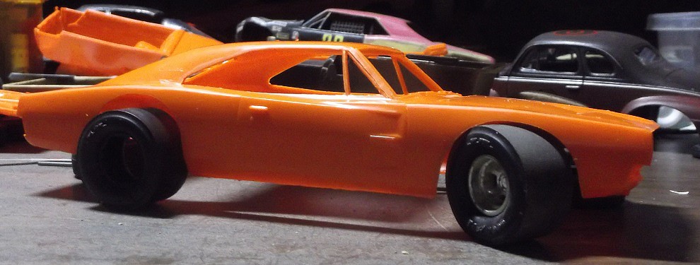 1969 General Lee Charger -- Plastic Model Car Kit -- 1/25 Scale - #706 ...