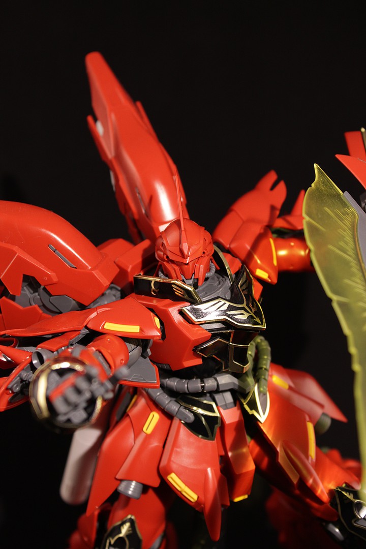 MG 1/100 Sinanju (Anime Color Ver.) -- Snap Together Plastic Model ...
