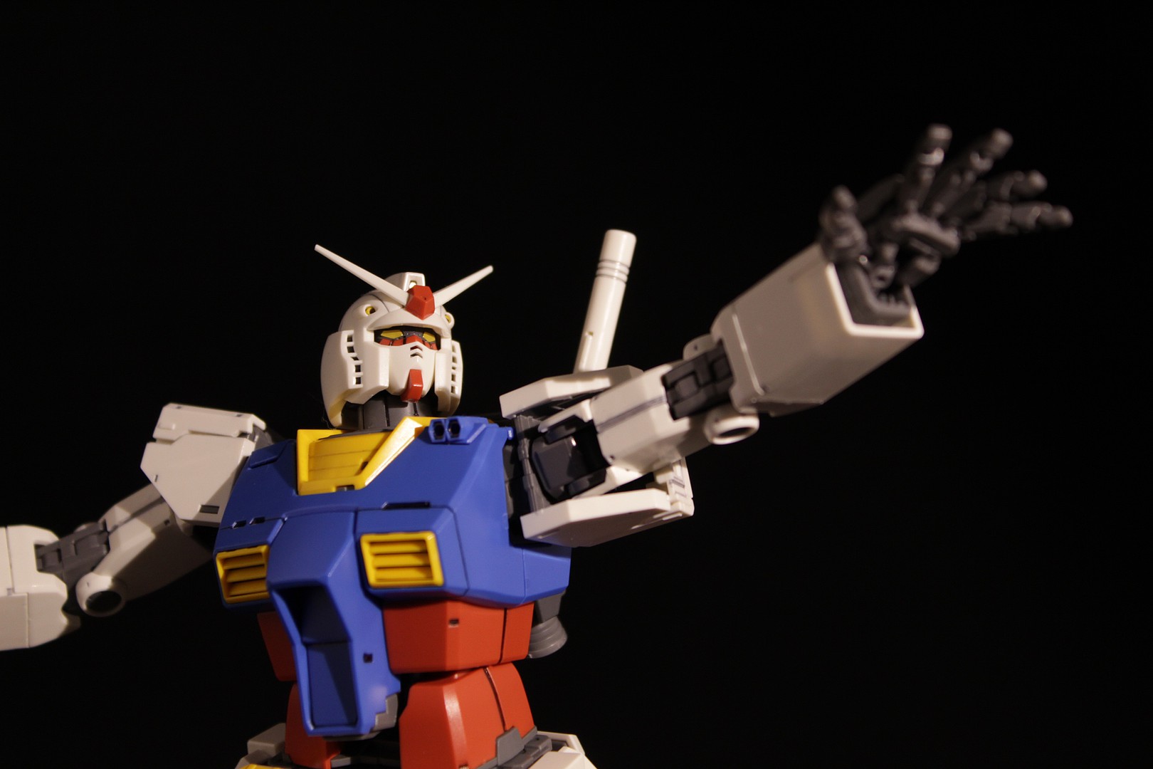 MG 1/100 RX-78 Gundam (The Original Version) -- Snap Together Plastic ...