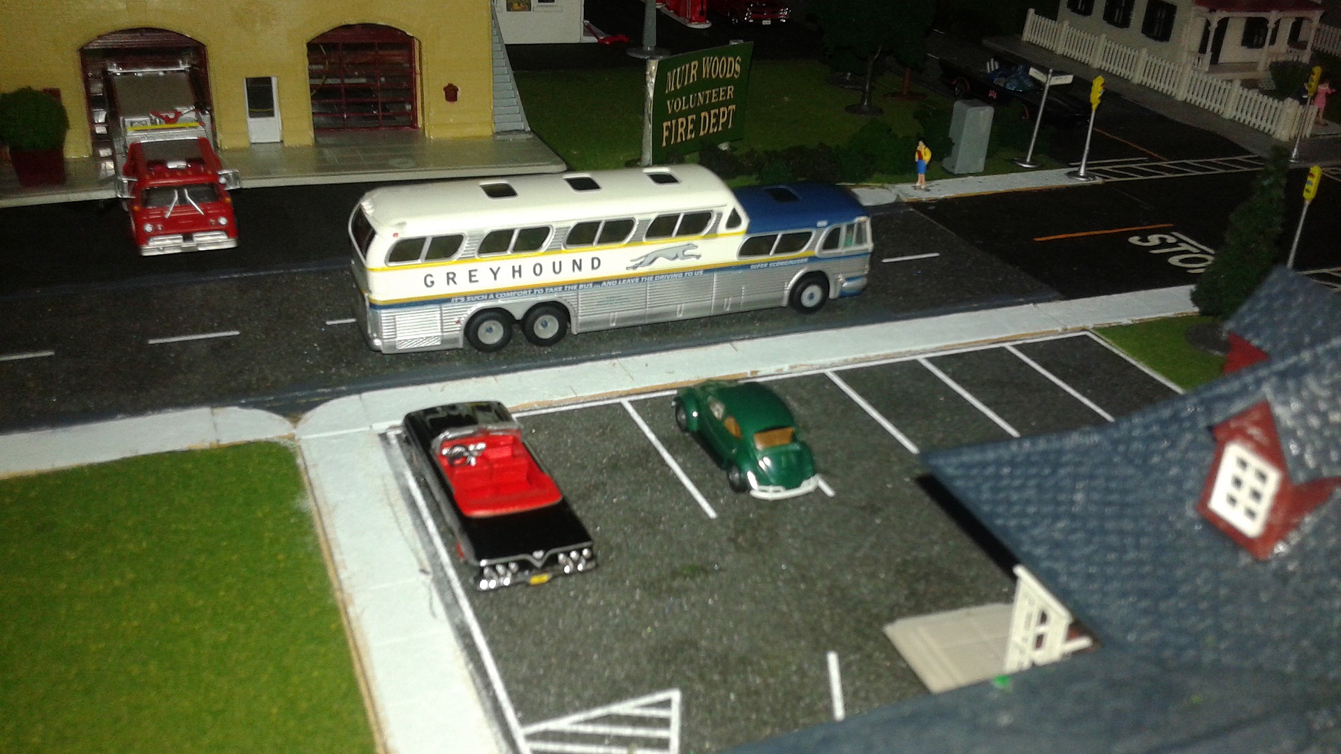 1954 GMC PD4501 Scenicruiser Bus Assembled Greyhound -- HO Scale Model ...