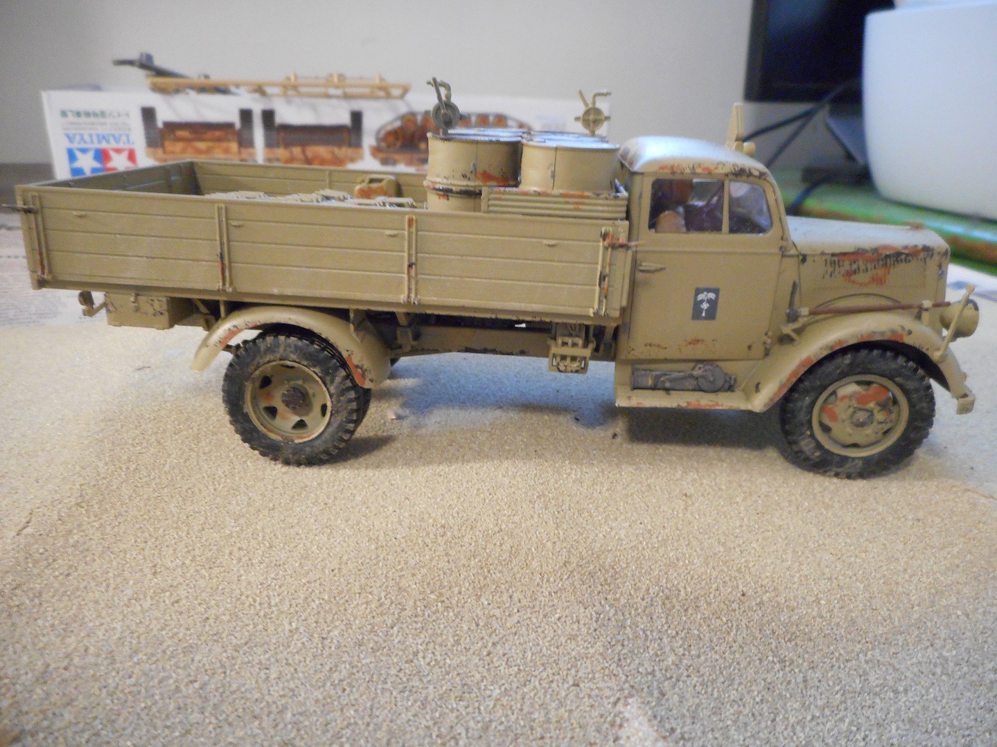 German 3Ton 4x2 Cargo Truck -- Plastic Model Military Vehicle Kit -- 1/ ...