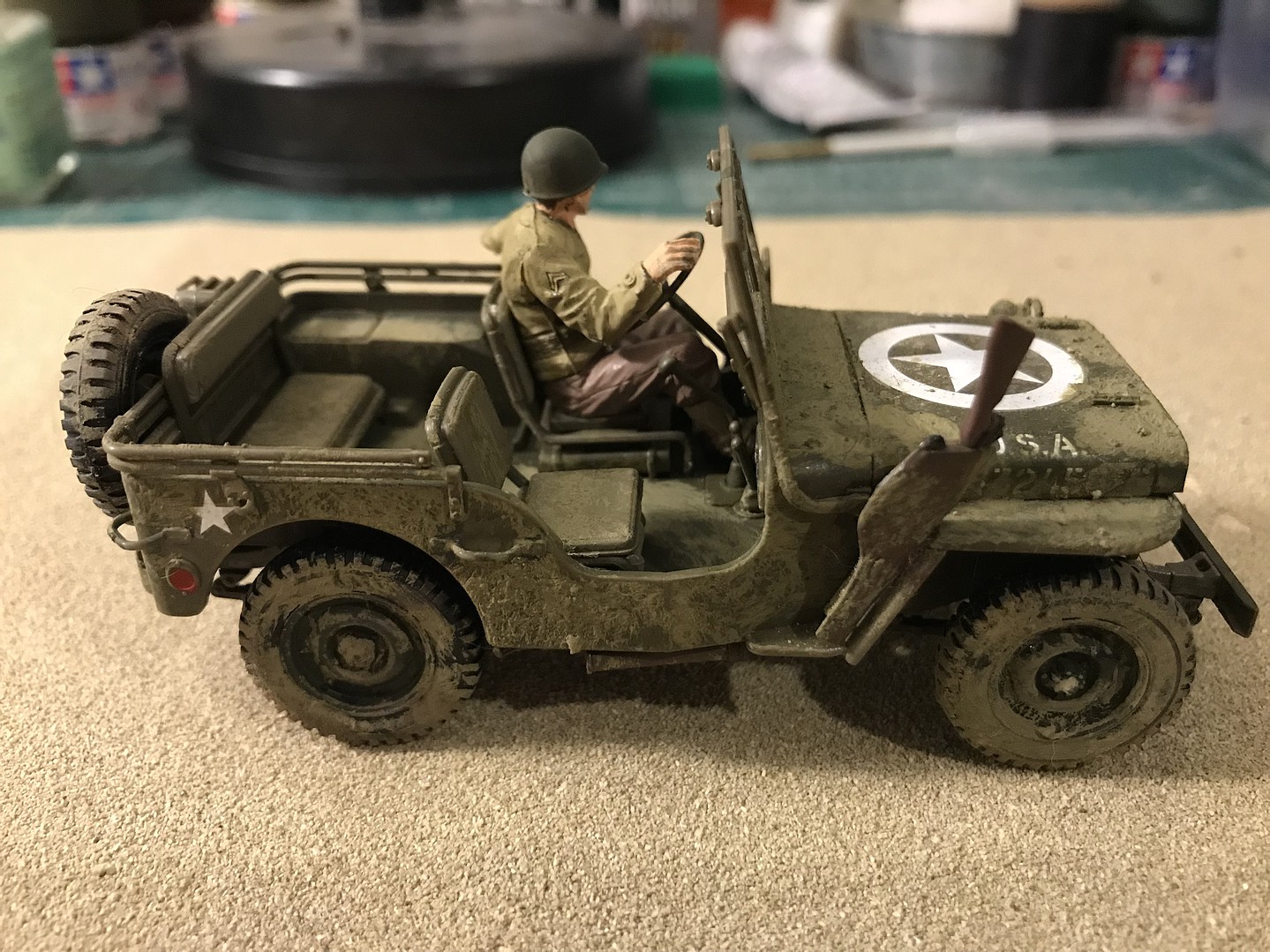 US Willys MB Jeep -- Plastic Model Military Vehicle Kit -- 1/35 Scale ...