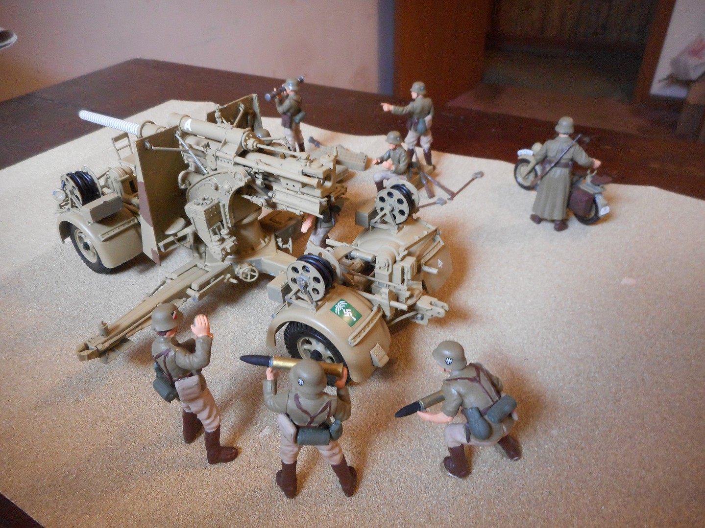 German 88mm Gun Flak 36/37 -- Plastic Model Military Diorama Kit -- 1/35 Scale -- #35017 ...