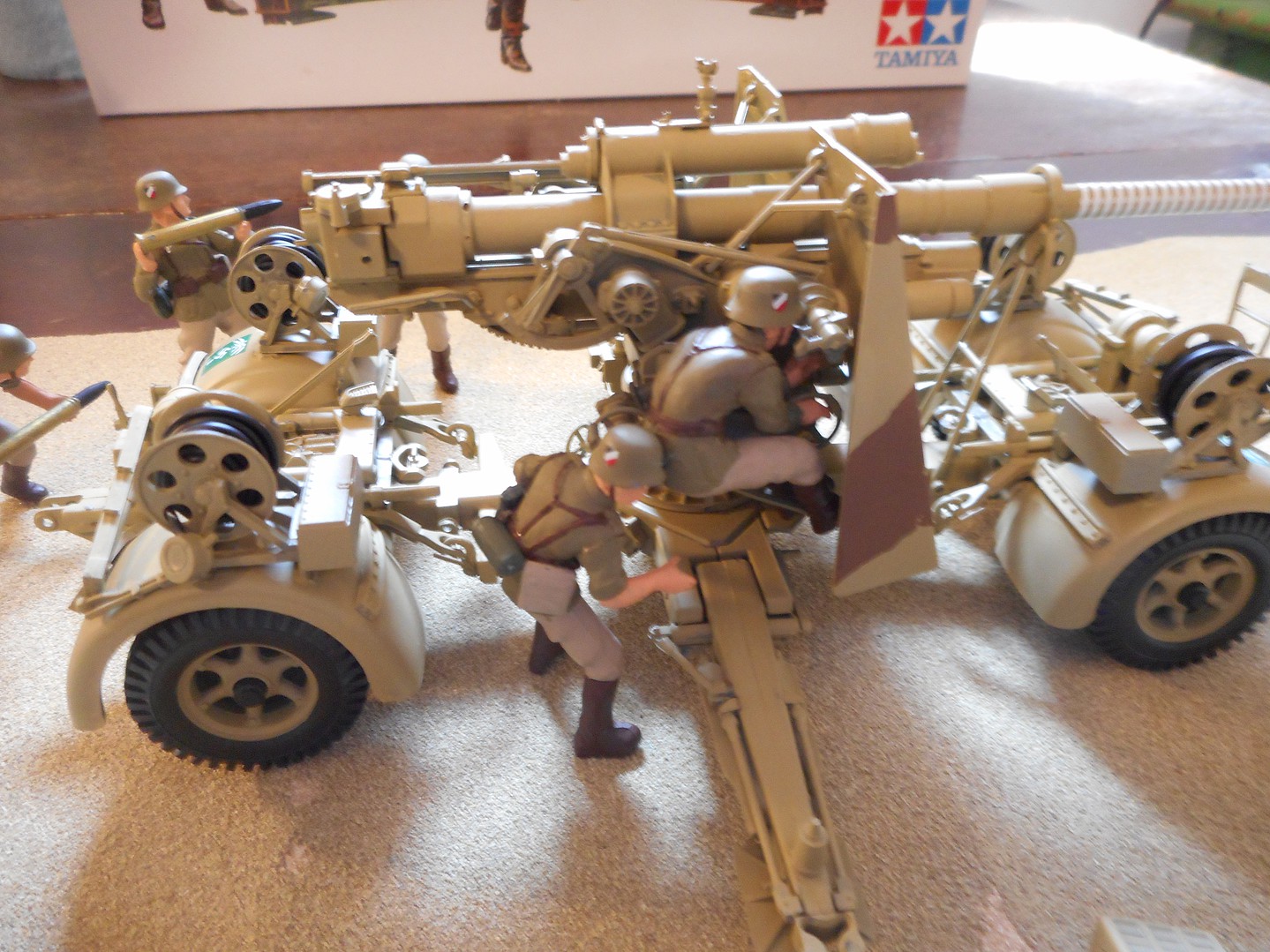 German 88mm Gun Flak 36/37 -- Plastic Model Military Diorama Kit -- 1/ ...