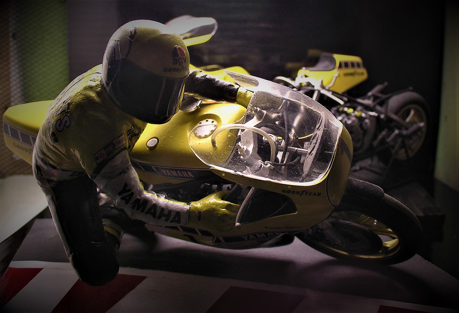 Figure BikeRacing Rider -- Plastic Model Motorcycle Kit -- 1/12 Scale ...