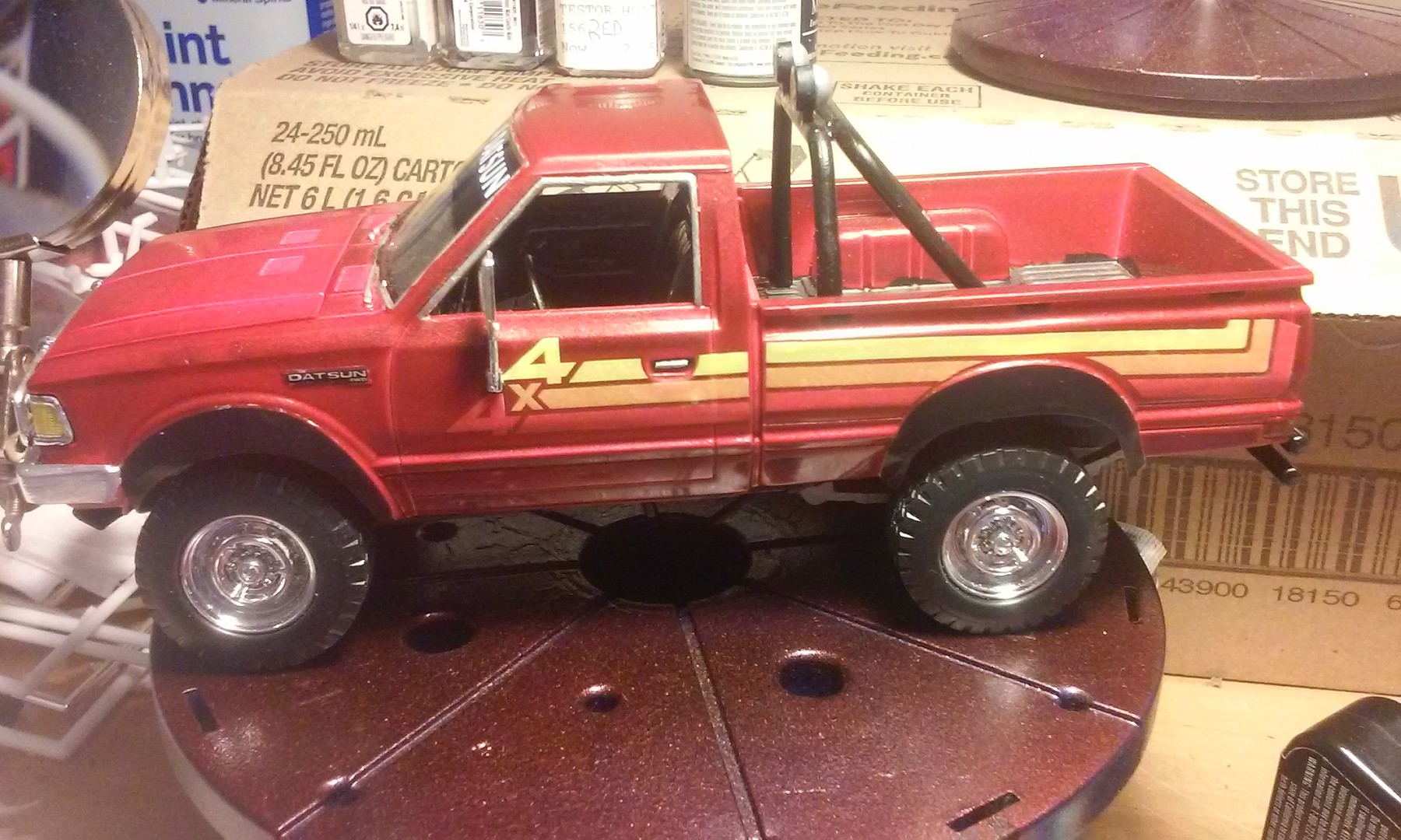 Datsun Off-Road Pickup -- Plastic Model Truck Kit -- 1/24 Scale -- #85 ...