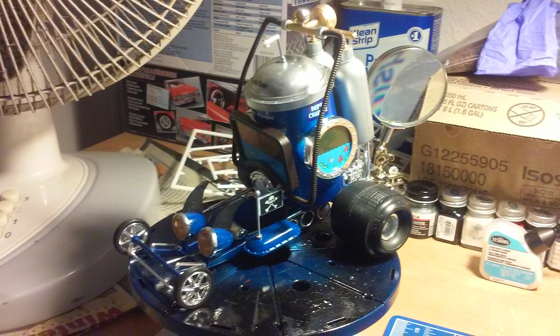 Gallery Pictures AMT DEPTH CHARGER Plastic Model Car Kit 1/25 Scale #618