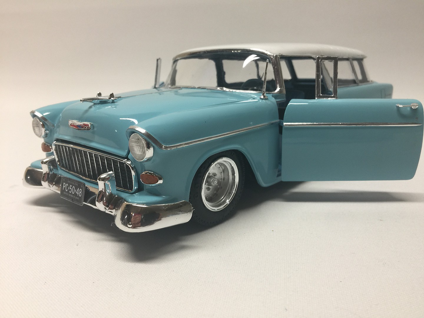 1955 Chevy Nomad Wagon -- Plastic Model Car Kit -- 1/16 Scale -- #1005 ...