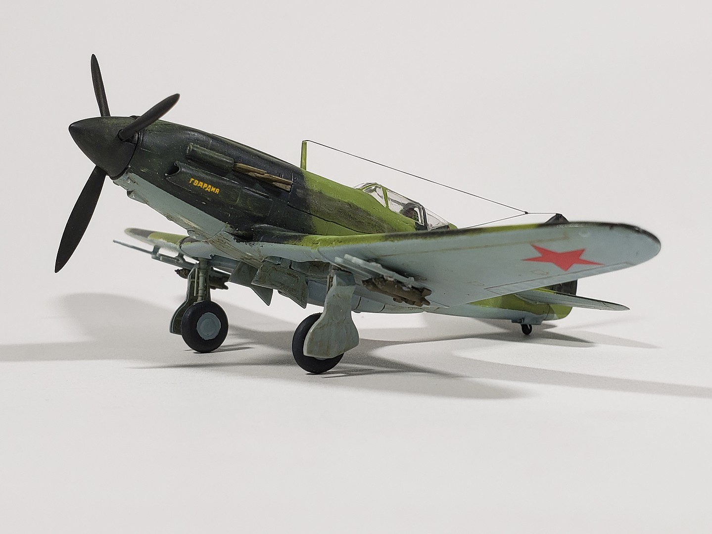 Easy Build Soviet MiG-3 -- Plastic Model Airplane Kit -- 1/72 Scale ...