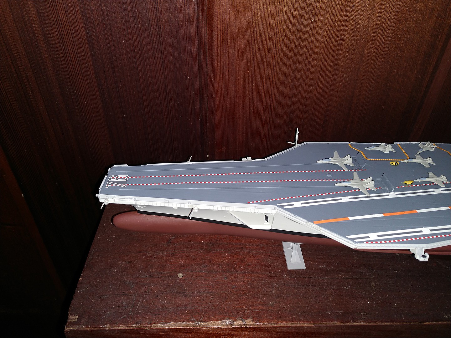 USS Ronald Reagan -- Plastic Model Military Ship Kit -- 1/720 Scale ...