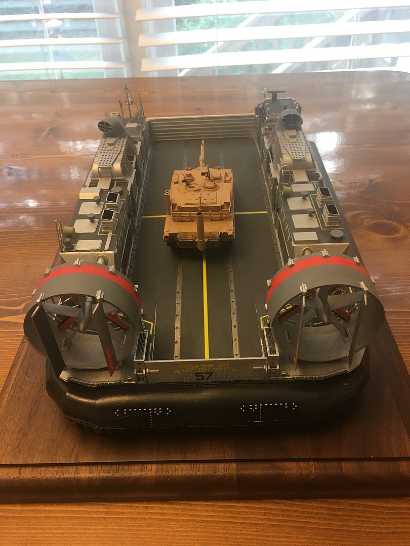 USMC Landing Craft/Air Cushion (LCAC) -- Plastic Model Military Ship ...