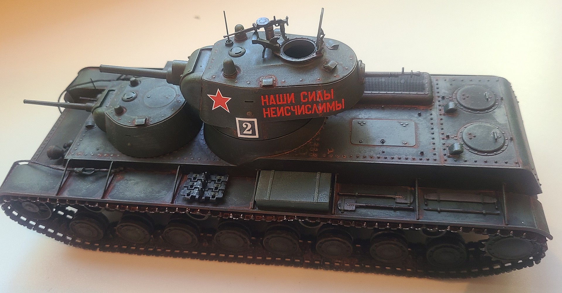 Soviet SMK Heavy Tank (New Tool) -- Plastic Model Military Vehicle -- 1 ...