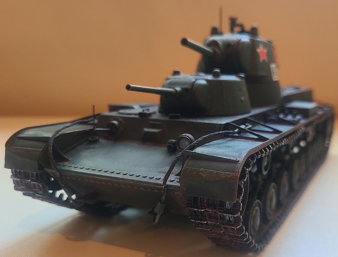 Soviet SMK Heavy Tank (New Tool) -- Plastic Model Military Vehicle -- 1 ...