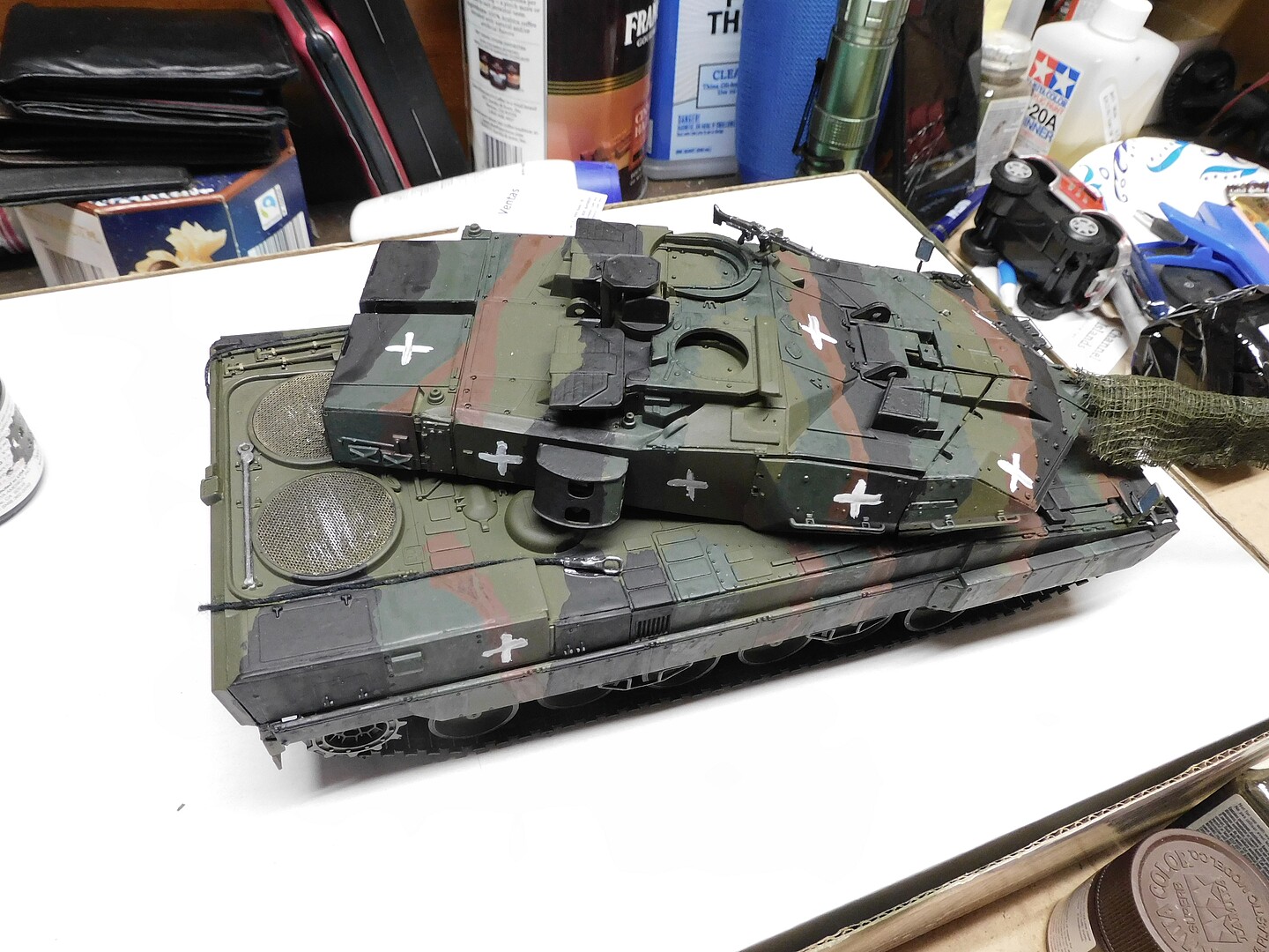 German Leopard 2 A6EX Tank -- Plastic Model Military Vehicle Kit -- 1/ ...