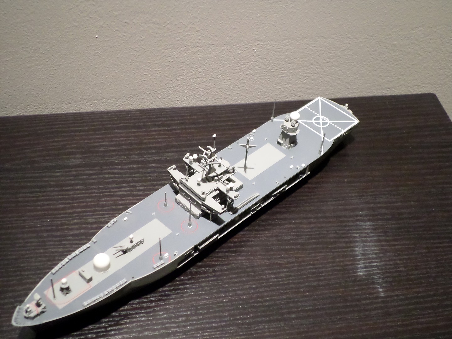 USS Mount Whitney LCC20 Fleet Flagship 1997 -- Plastic Model Ship Kit ...