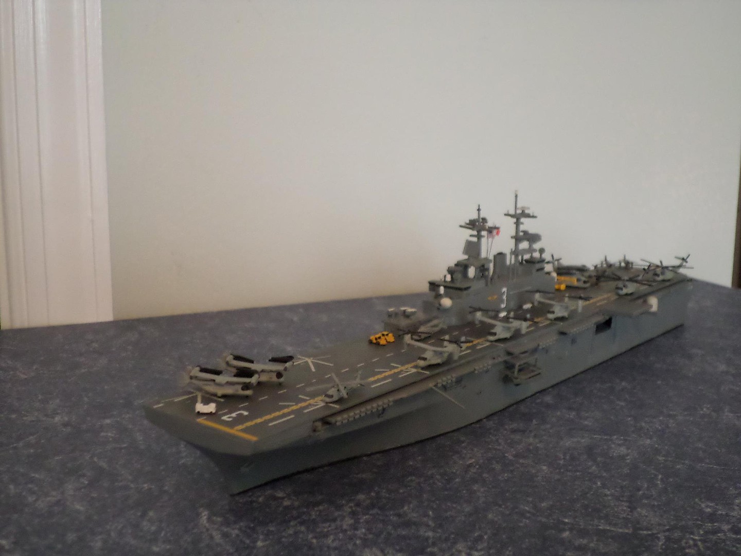USS Wasp LHD-1 -- Plastic Model Military Ship Kit -- 1/700 Scale ...