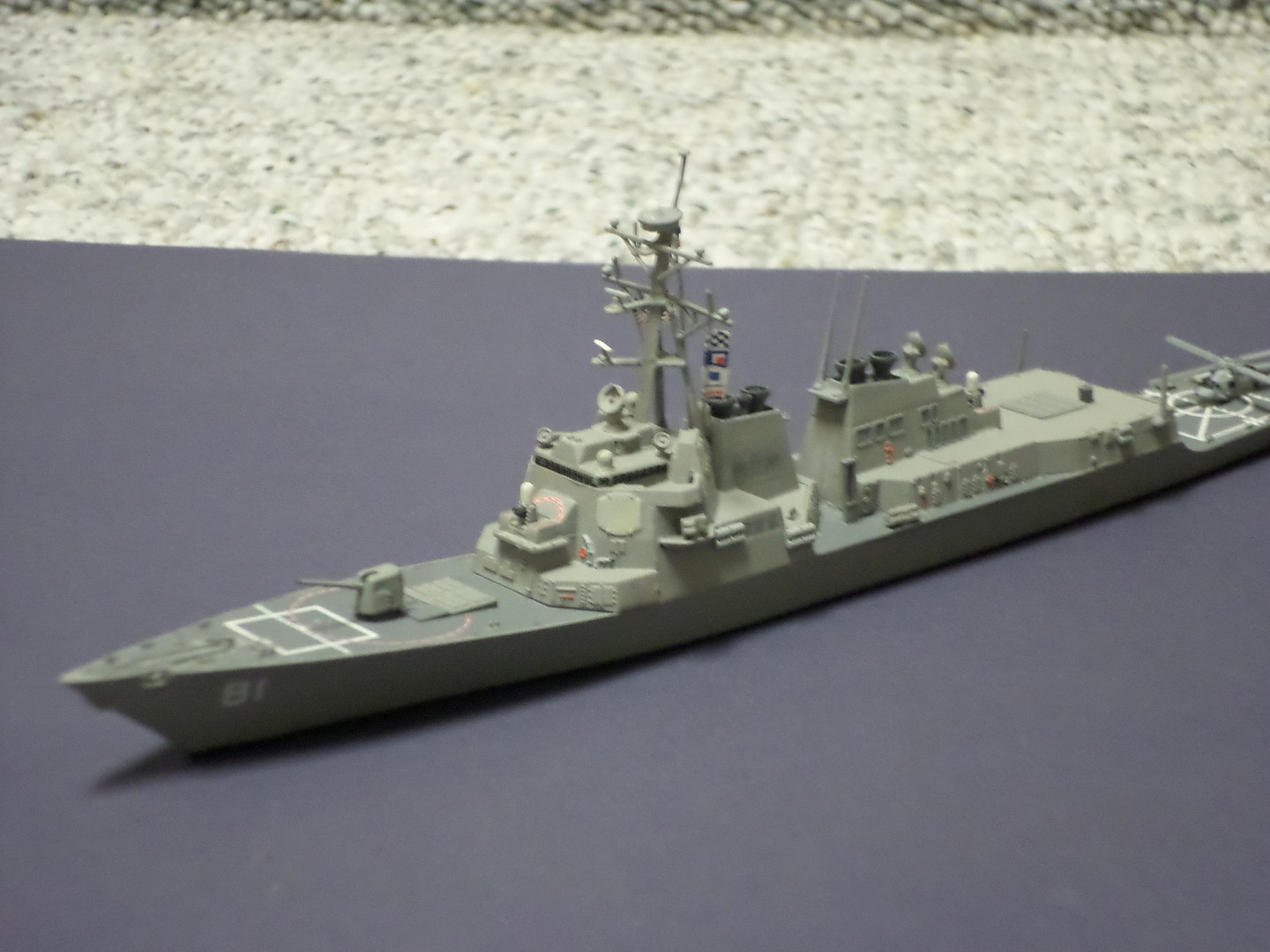 USS Forrest Sherman DDG-98-700 -- Plastic Model Military Ship Kit -- 1/ ...