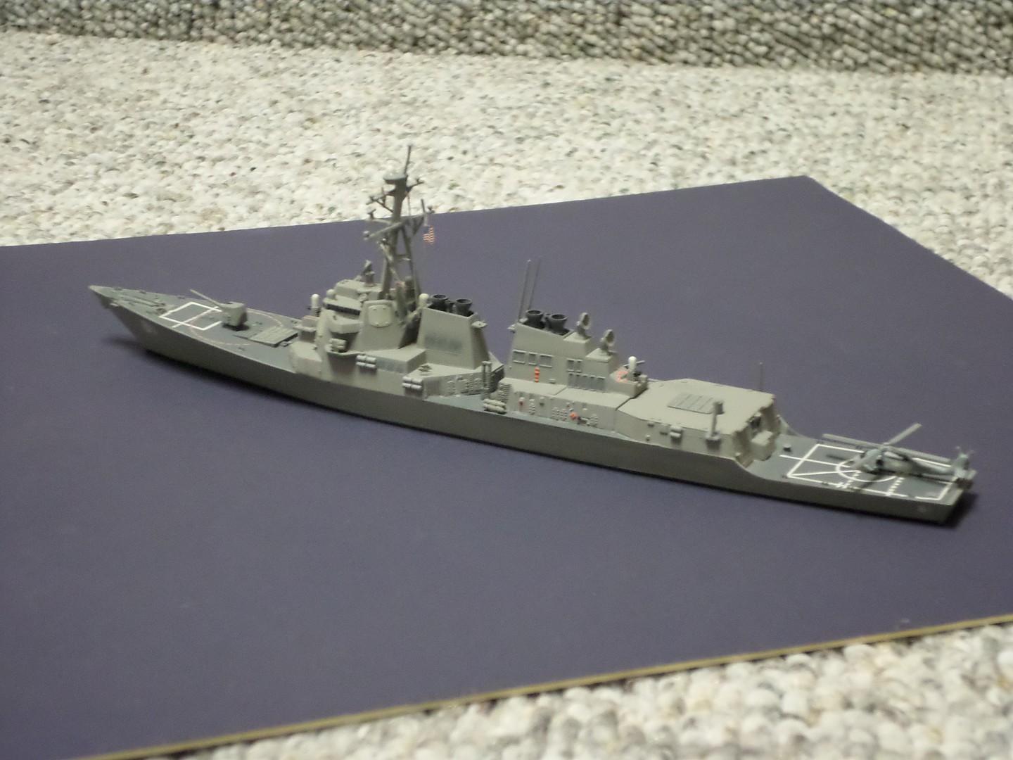 USS Forrest Sherman DDG-98-700 -- Plastic Model Military Ship Kit -- 1/ ...