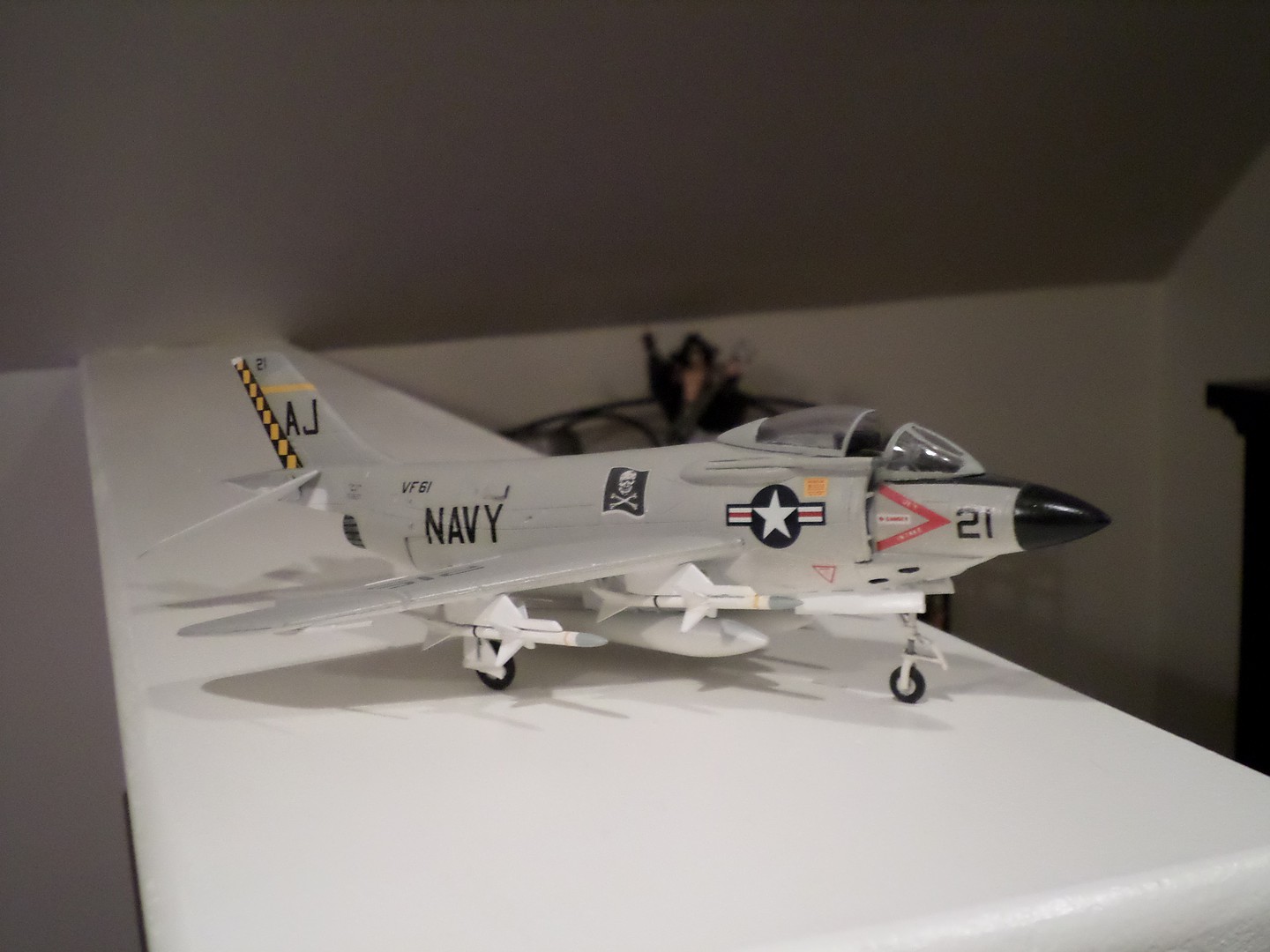 F3H Demon F3H-2N/F3H-2M (F3C) USN Fighter -- Plastic Model Airplane Kit ...