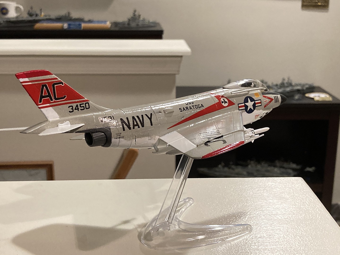 F3H Demon F3H-2N/F3H-2M (F3C) USN Fighter -- Plastic Model Airplane Kit ...