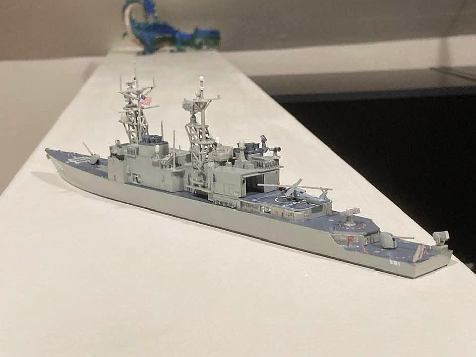 USS Conolly ABL Destroyer -- Plastic Model Military Ship Kit -- 1/700 ...