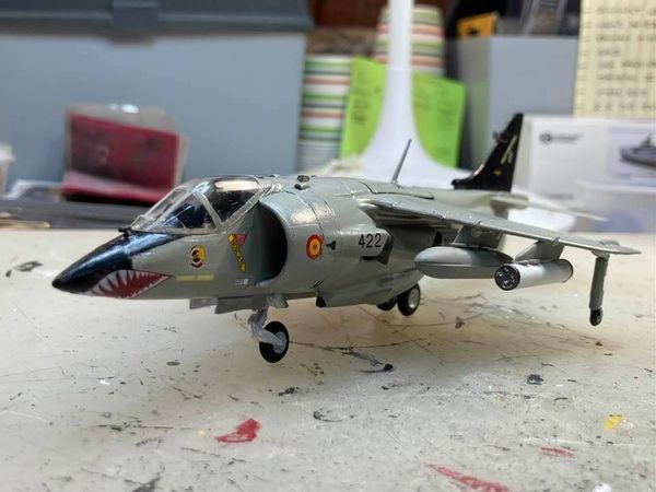 AV-8A Harrier -- Plastic Model Airplane Kit -- 1/72 Scale -- #00240 ...
