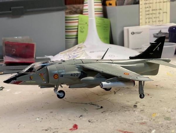 AV-8A Harrier -- Plastic Model Airplane Kit -- 1/72 Scale -- #00240 ...