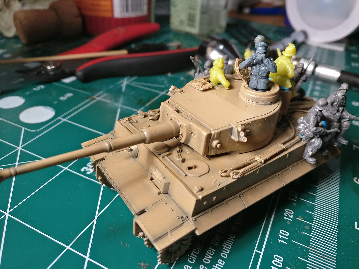 WWII German Infantry Tank Riders Winter #2 (30) -- Plastic Model ...