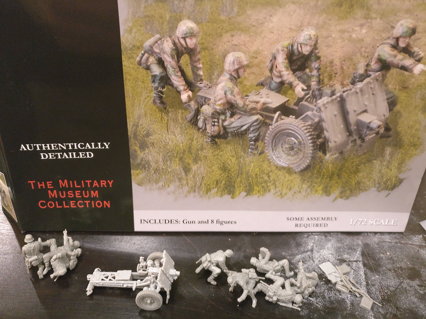 German IG-18 Gun & Crew (8) -- Plastic Model Military Figure -- 1/72 ...