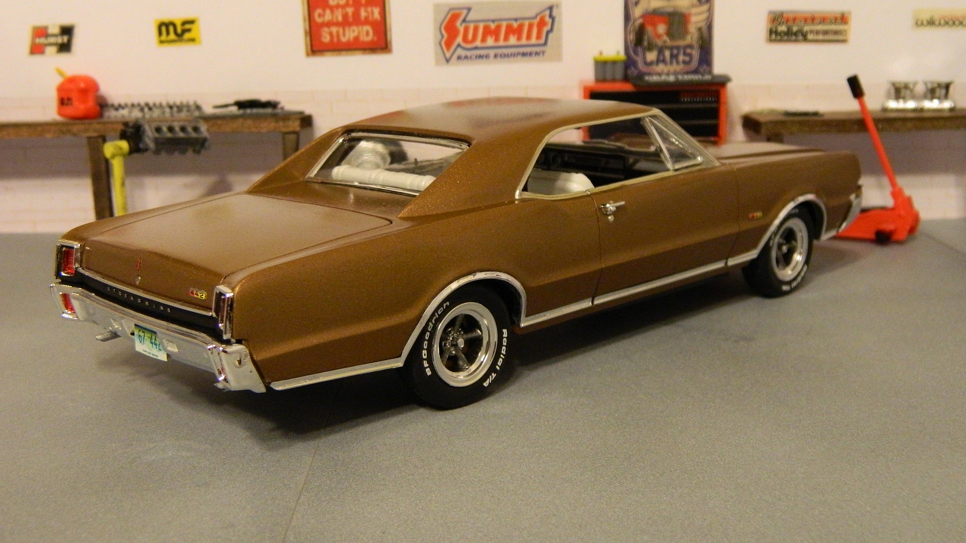 1967 Oldsmobile 442 -- Plastic Model Car Kit -- 1/25 Scale -- #127 ...