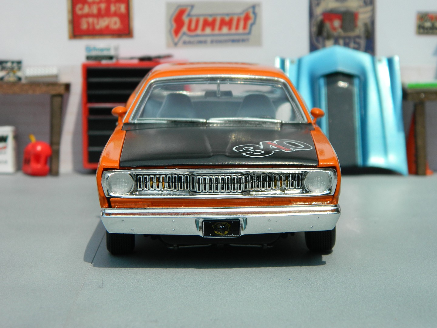 1971 Plymouth Duster 340 -- Plastic Model Car Kit -- 1/25 Scale ...