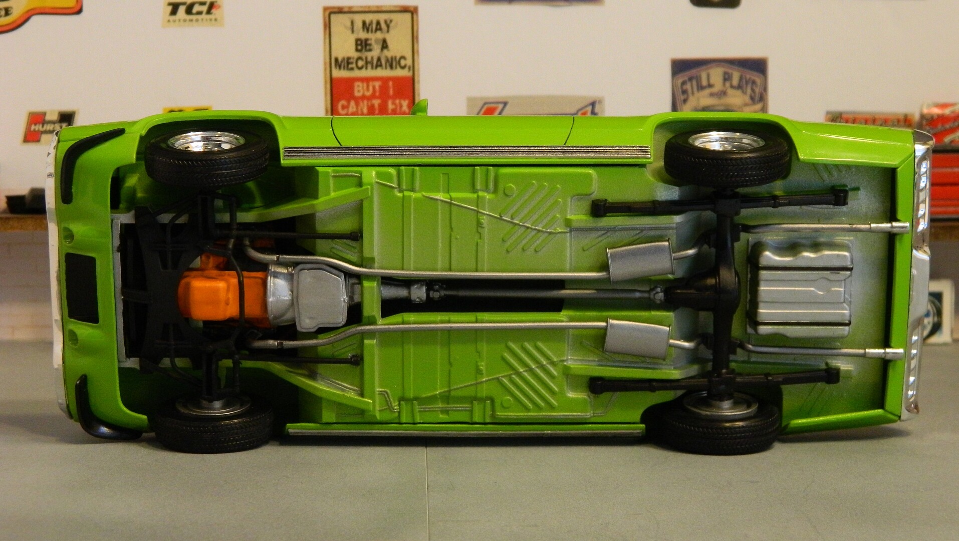 Fast & Furious Dom's 1971 Plymouth GTX (2 in 1) -- Plastic Model Car ...