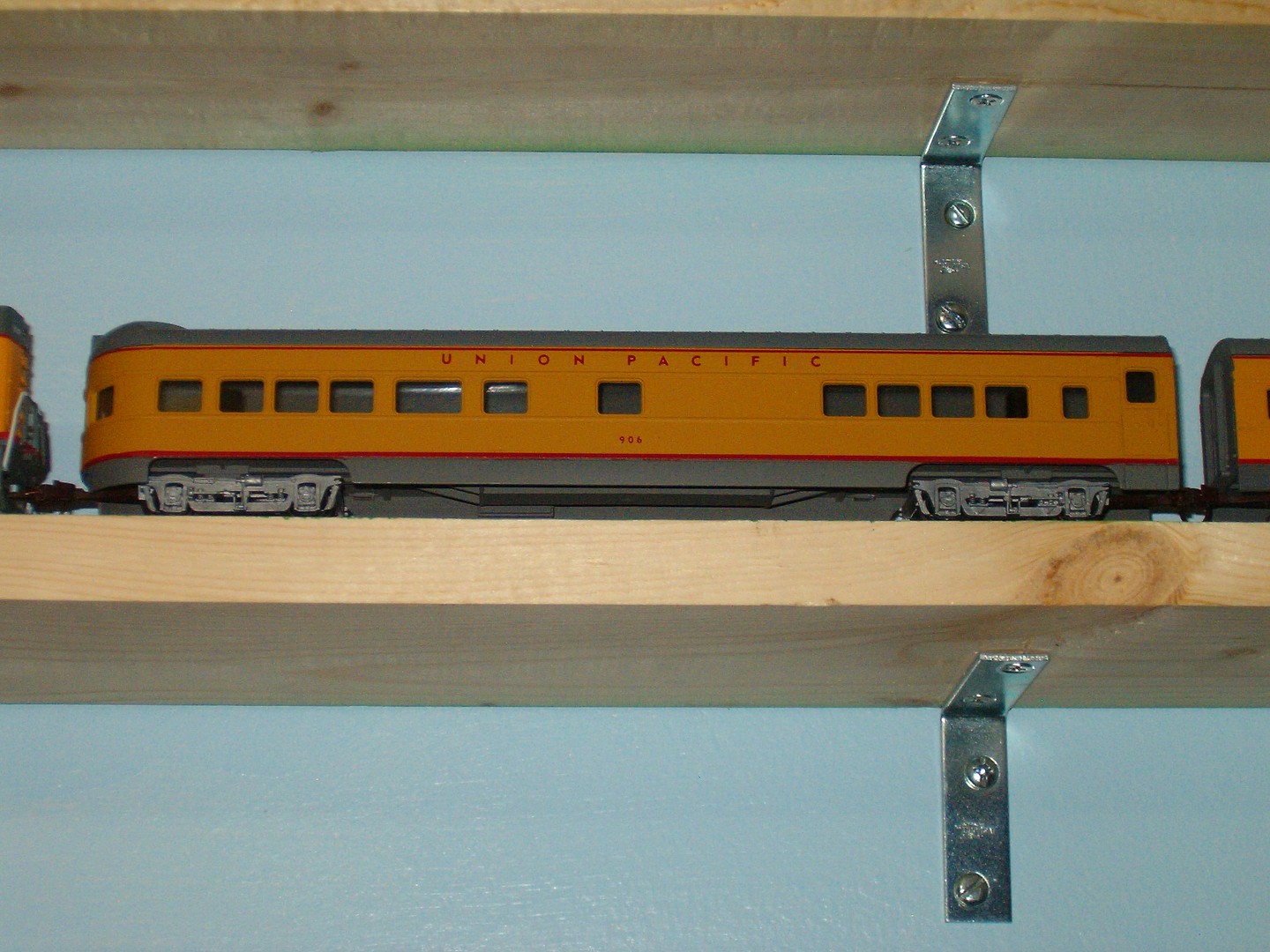 72' Streamline Observation Union Pacific -- HO Scale Model Train ...