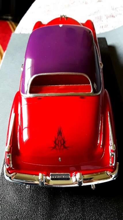 1950 Olds Custom -- Plastic Model Car Kit -- 1/25 Scale -- #854022 ...