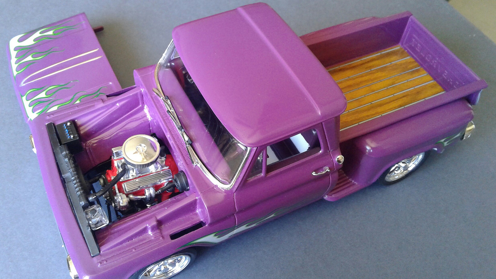 1965 Chevy Stepside Pickup 2'n1 -- Plastic Model Truck Kit -- 1/25 ...