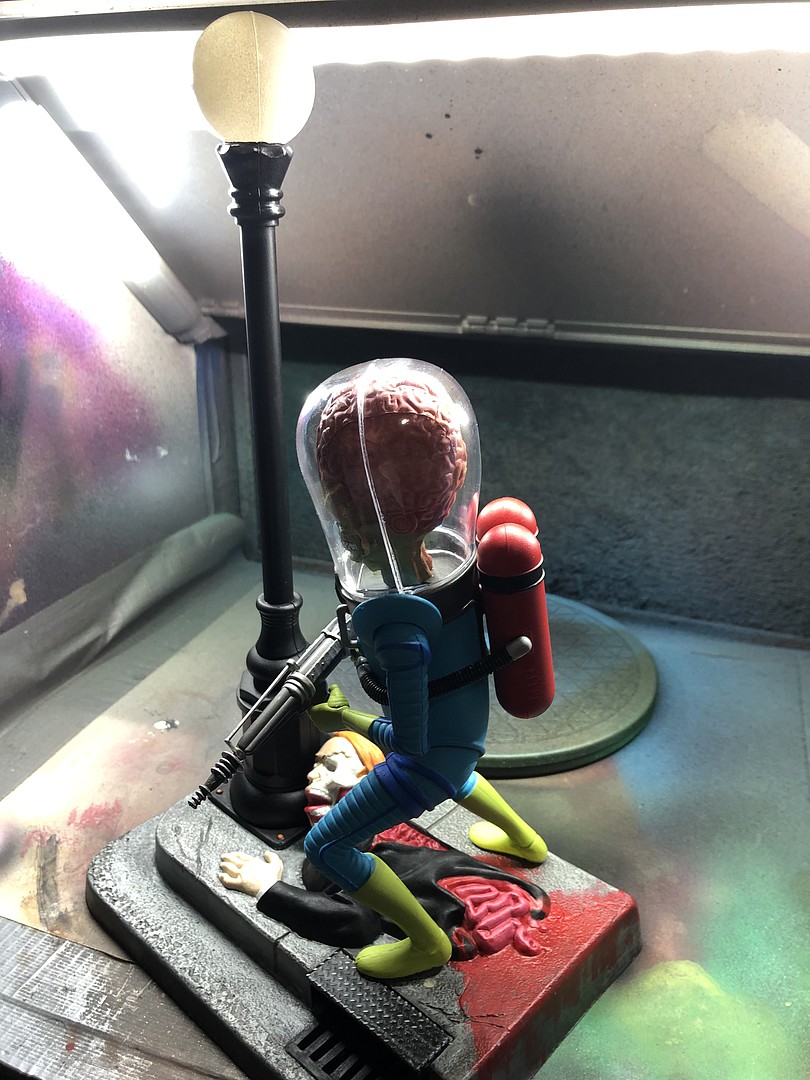 Mars Attacks Martian Figure -- Plastic Model Celebrity Kit -- 1/8 Scale ...